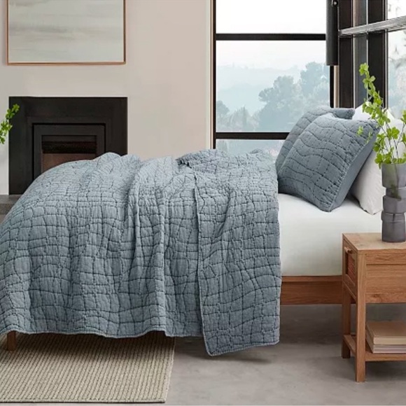 UGG | Bedding | Ugg Allora King Quilt Set | Poshmark